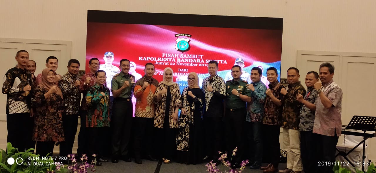 Pisah Sambut Kapolres Kota Soekarno-Hatta Dari AKBP Arie Ardian Rishadi,SIK Kepada AKBP Adi ...