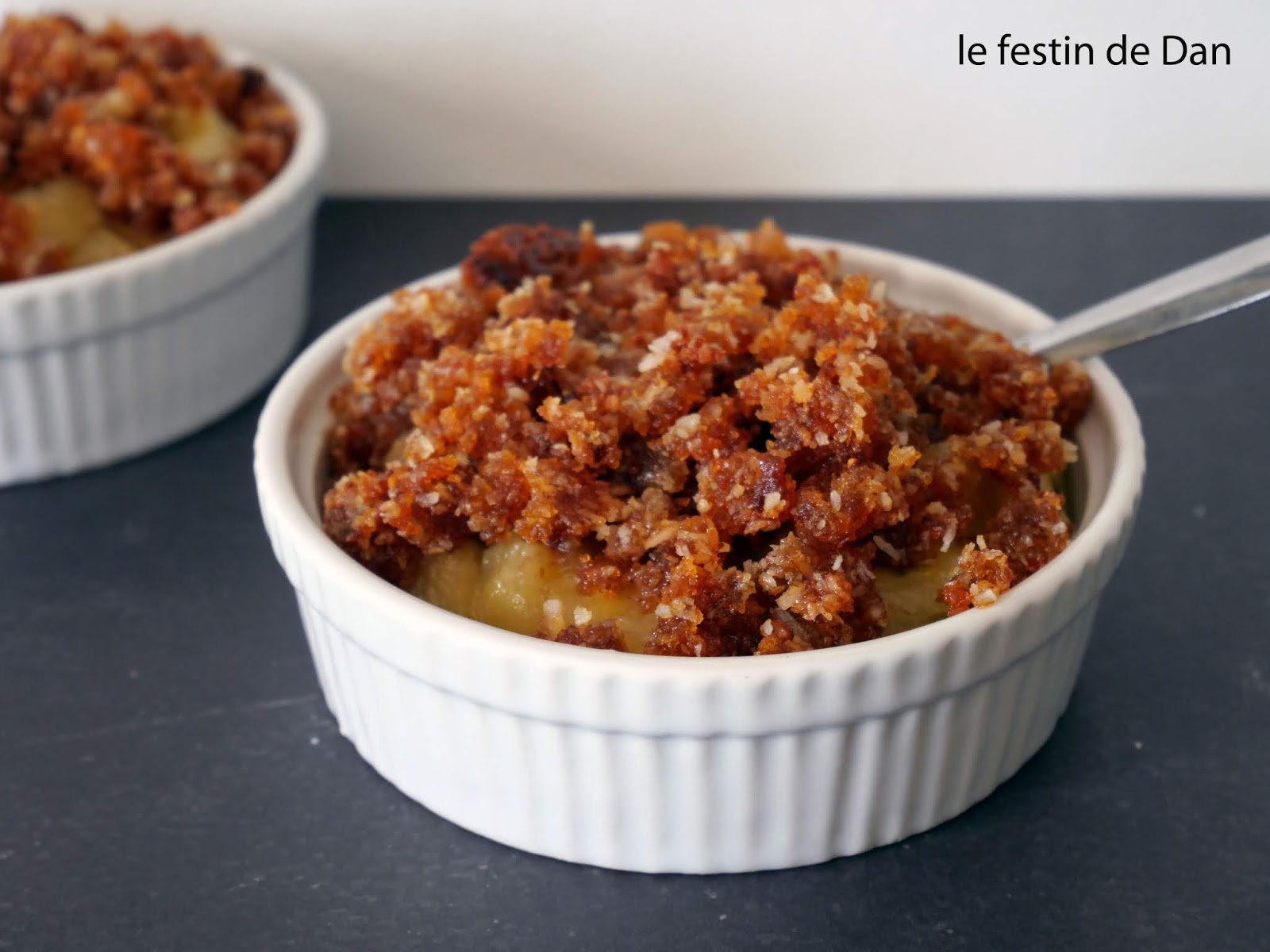 Le Festin de Dan: Crumble Banane,Coco et Pain d’épices (sans four)