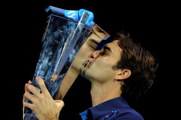 Roger Federer lifts ATP World Tour Finals for 6th time! Roger Federer lifts ATP World Tour Finals for 6th time!
