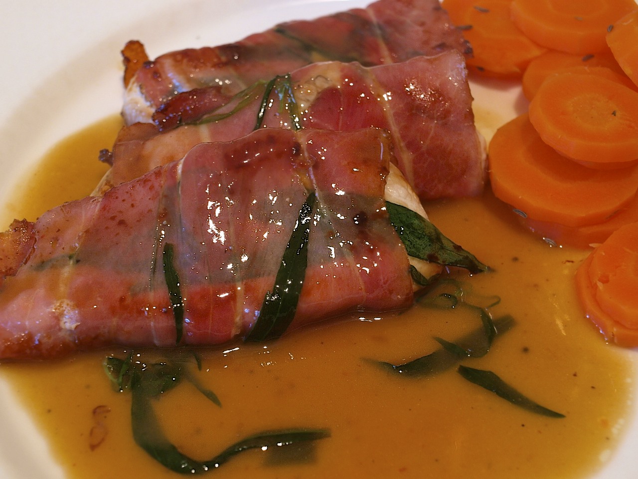 Tijm & Suikerbiet: Kalkoenfilet in Ardeense ham met dragon, begeleid ...