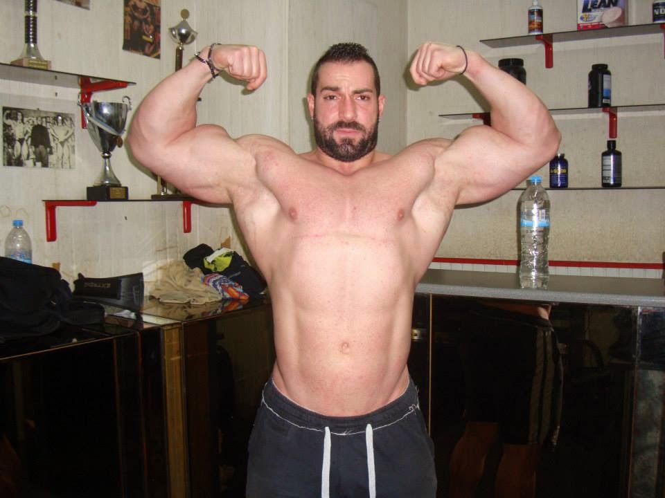 Muscle Lover: Greek bodybuilder Alexis Moisidis