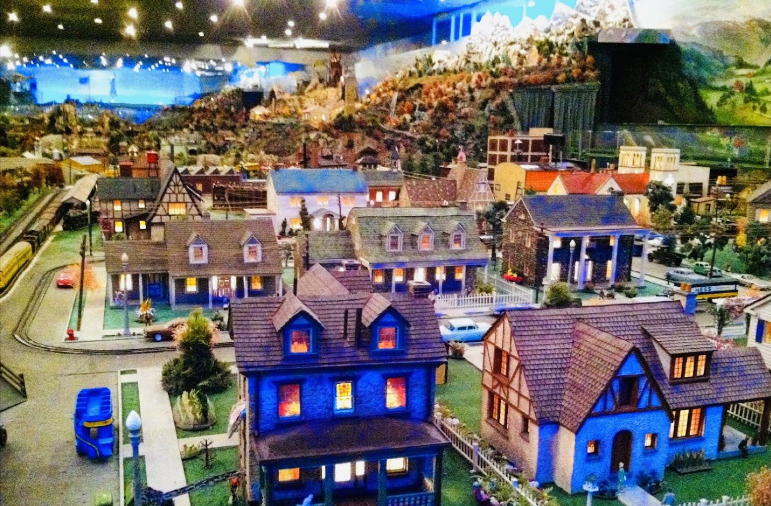 A Look Back at Roadside America - What Was Inside? | The Jersey Momma