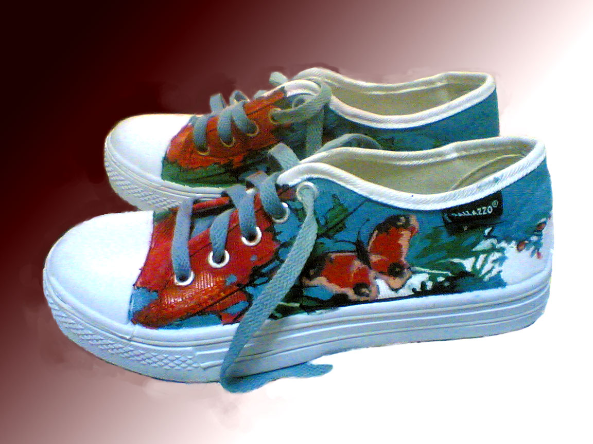 Sepatu Lukis - Karya seni sepatu lukis