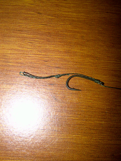 Nick's Fishing Blog: How To: Carp Fishing - Basic Hair Rig