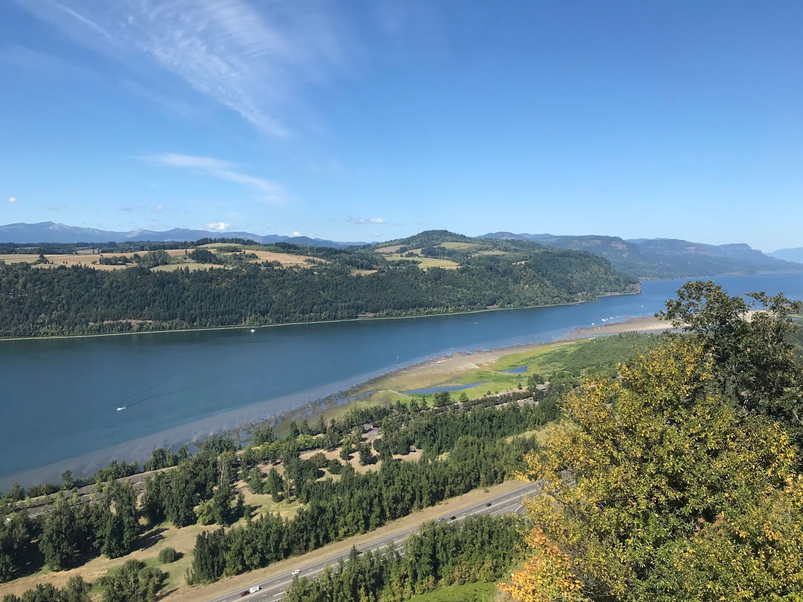US Route 30/Columbia River Highway; old US 30 on the Historic Columbia ...