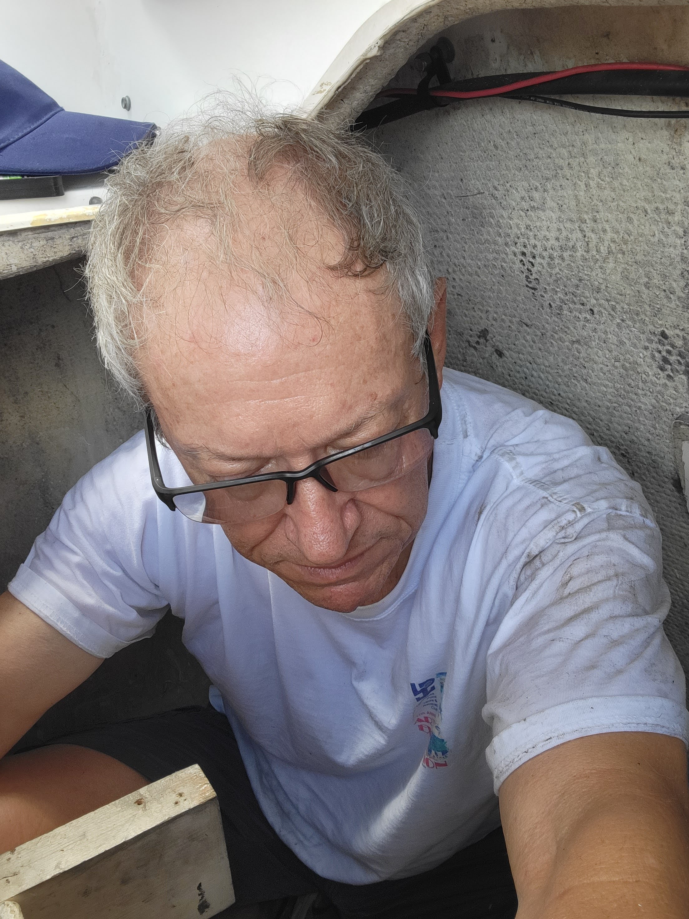 Eximius - from the beginning: Installing the Raymarine Rudder Position ...