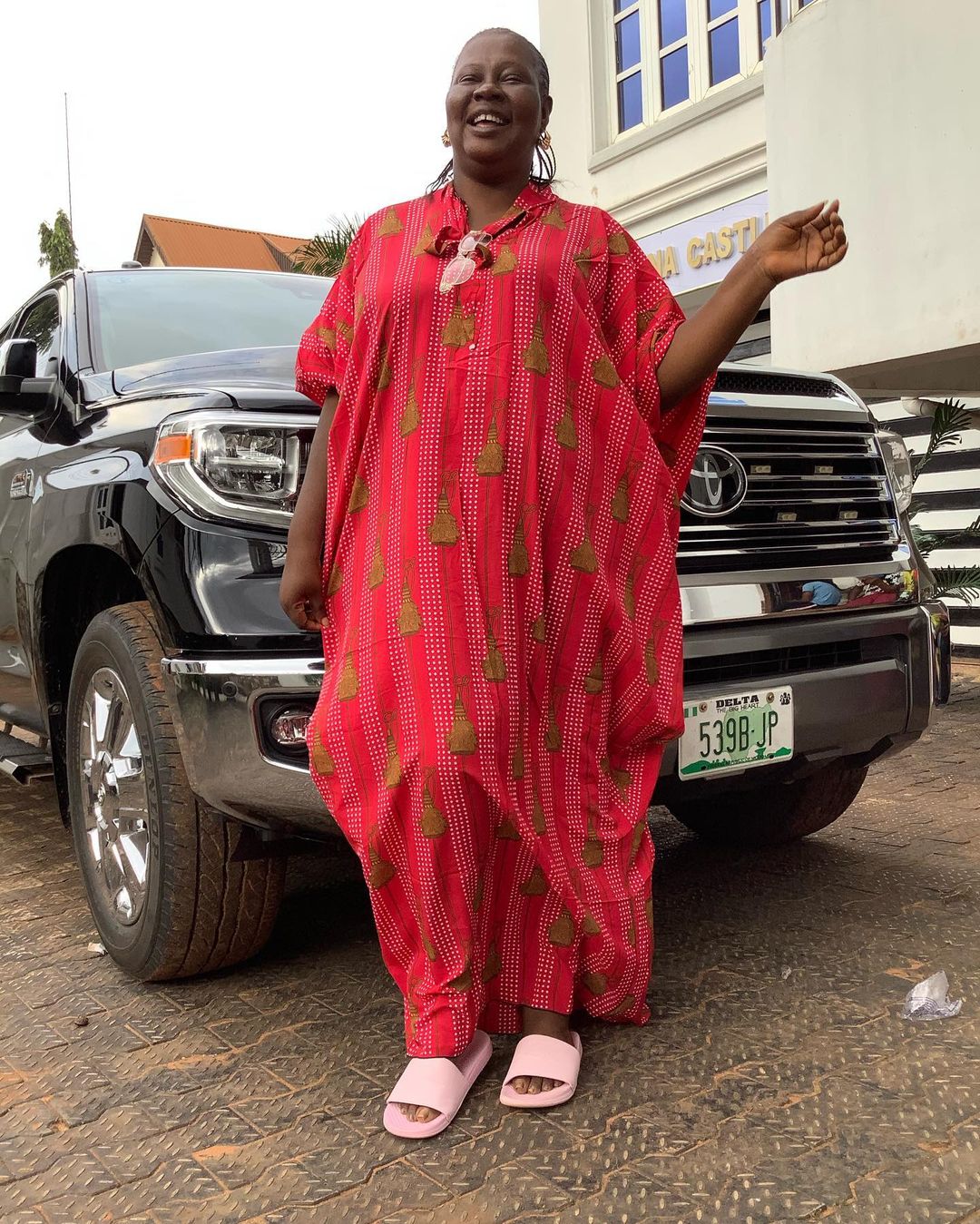 Pictures of Uche Nancy