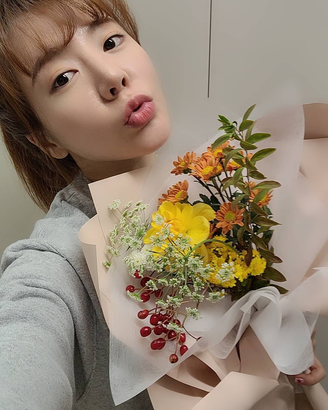 SNSD Sunny cheers on exam takers! - Wonderful Generation