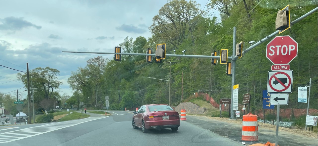 Robert Dyer @ Bethesda Row: New traffic signal on MacArthur Boulevard ...