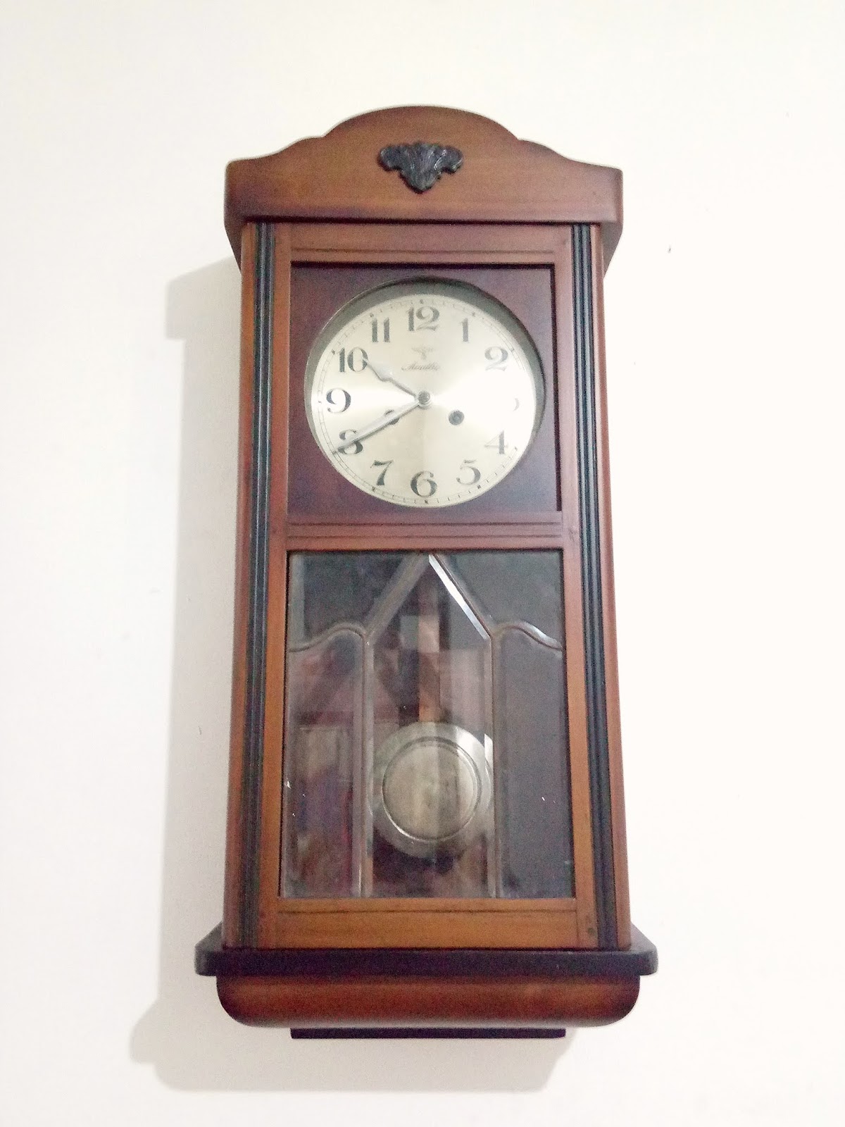 ANTIQUE RECOLLECTION : Jam dinding antik mauthe 2/4 Murah..!!