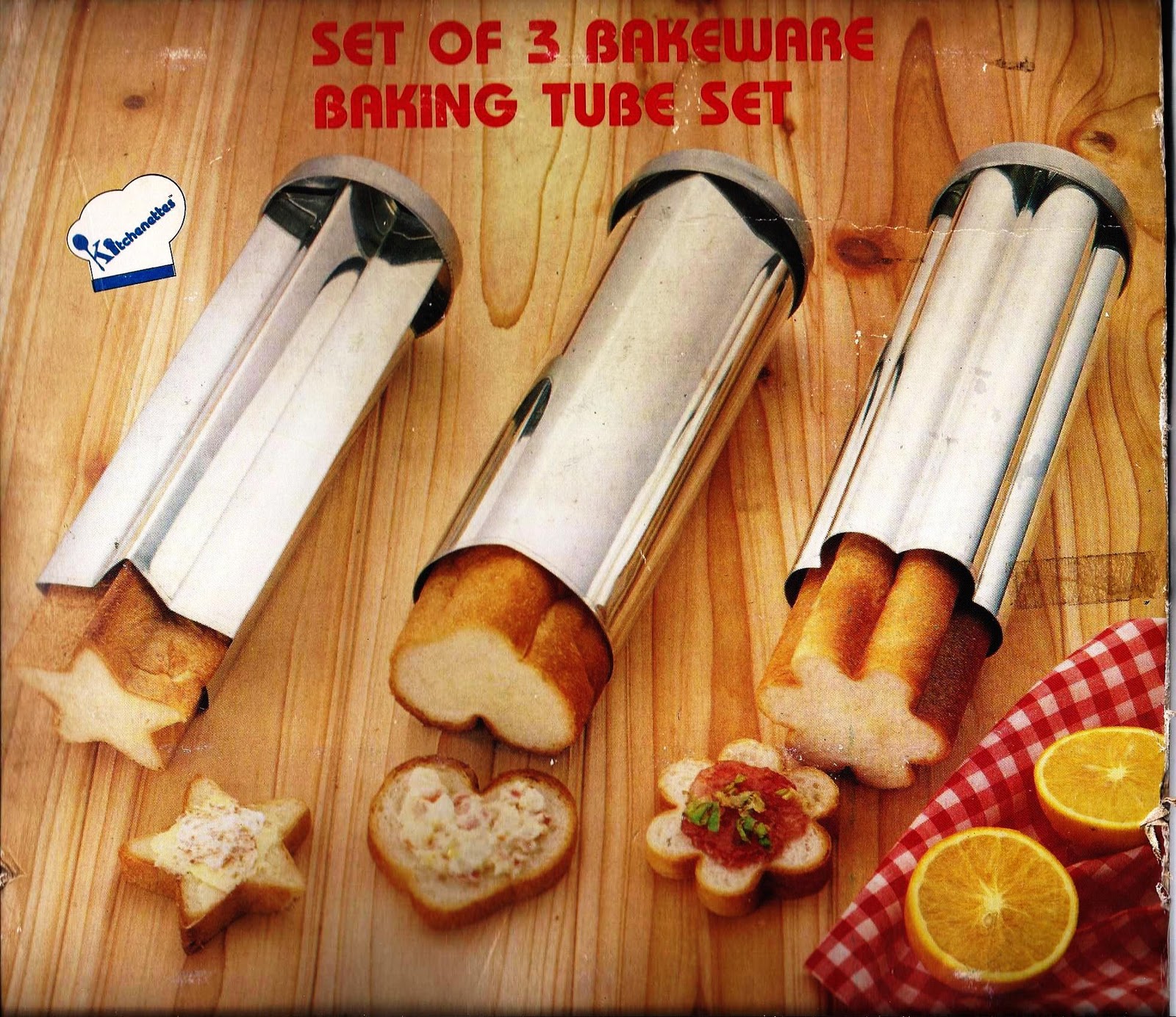 The Iowa Housewife: Apple Pecan Bread