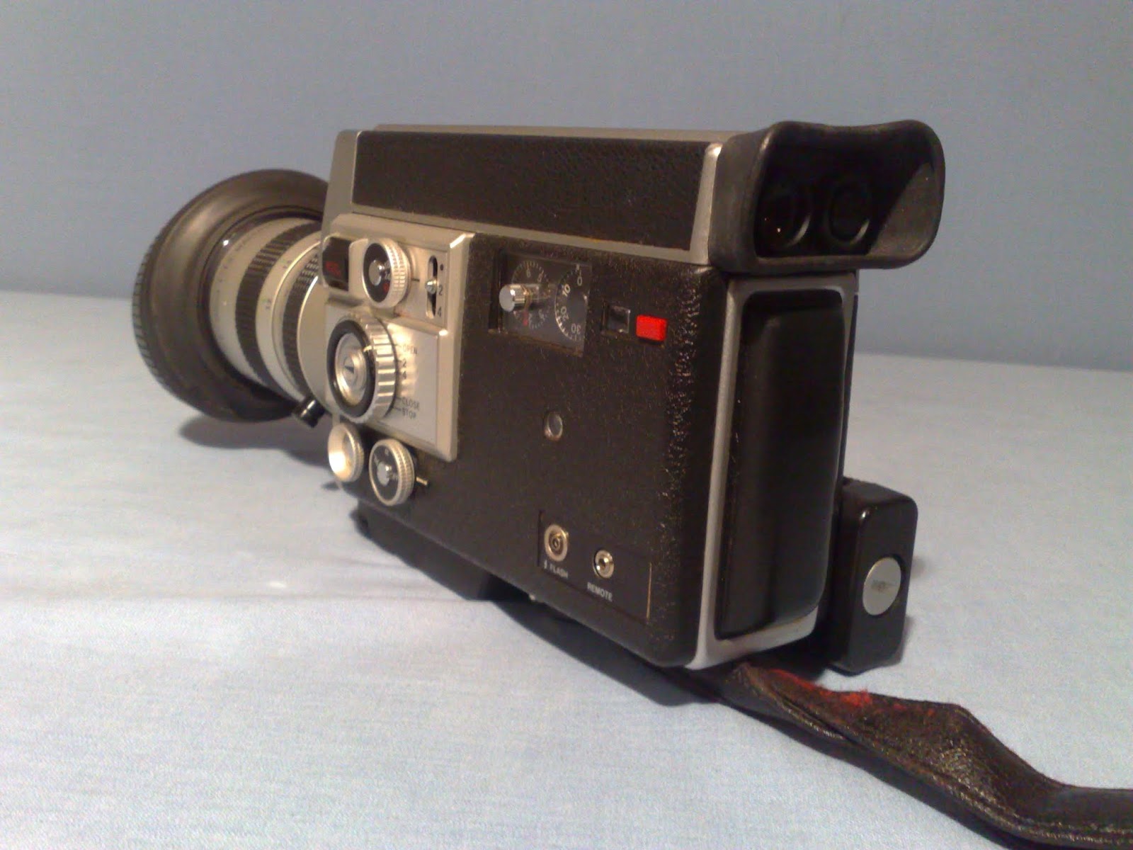 TOM's TECH TOYS: CAMERA PHOTO MOVIE CAM