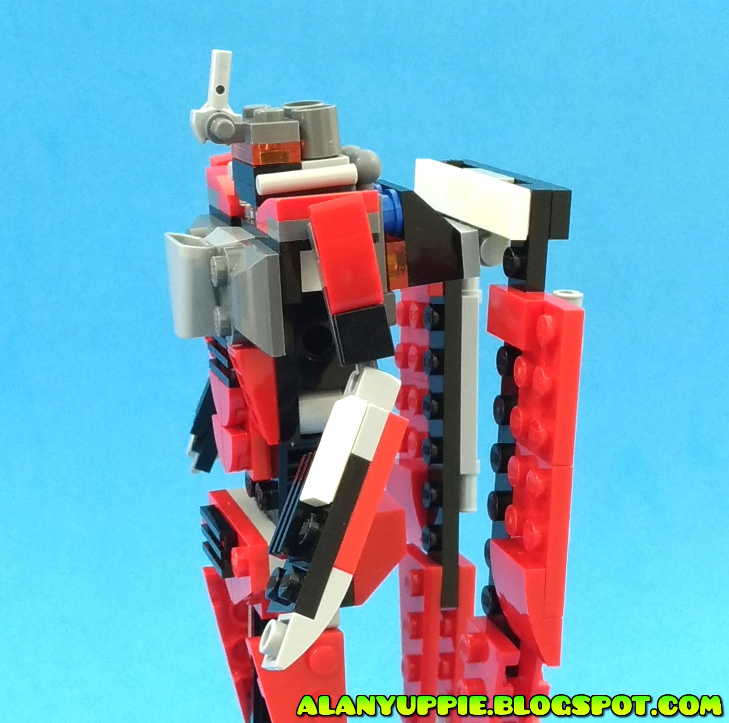 Alanyuppie's LEGO Transformers: Video Tutorial: Transformer Benatar ...