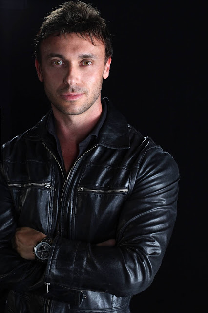 Nathan Foley - Cruise Ship Entertainer - Cruising With Honey