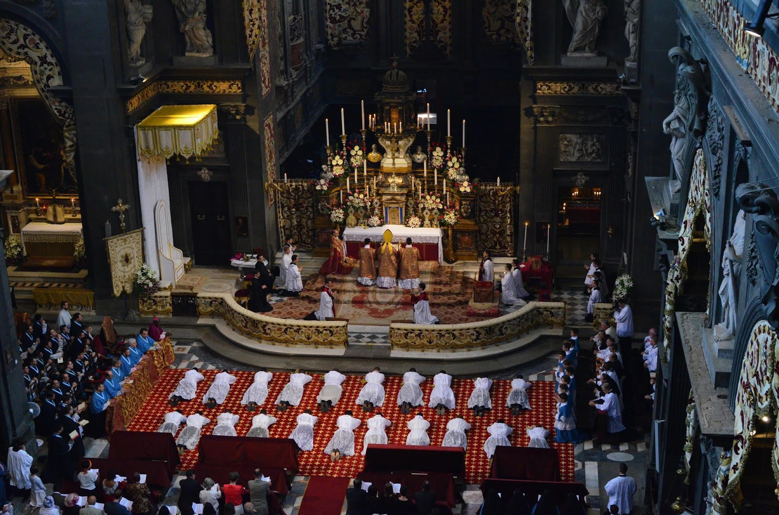 RORATE CÆLI: Guest Article: “The Seven Steps of the Altar”