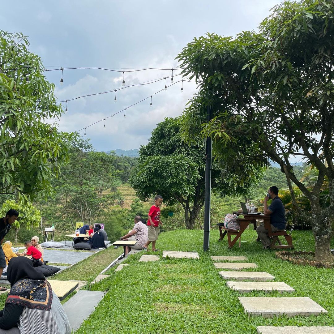 Lokasi dan Harga Menu Desa Jongkon Cafe & Resto Sentul Bogor