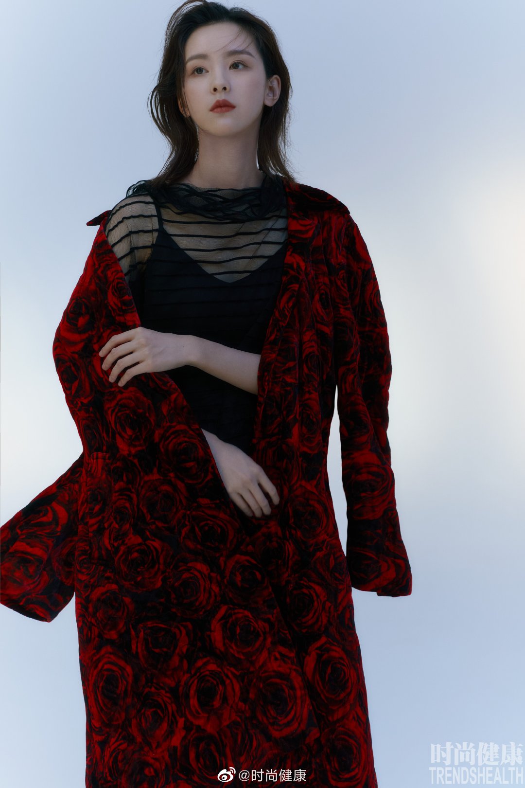 China Entertainment News: Chen Duling poses for photo shoot