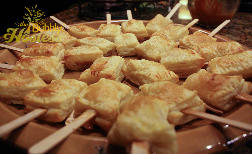 The Bubbly Hostess: Bite Sized Baked Brie