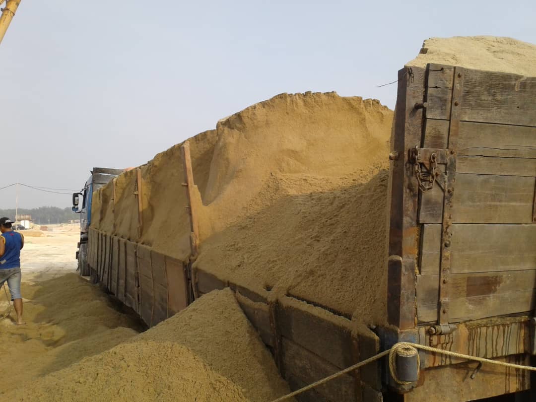 Dumping Sand/ Cuci Kasar Bersih/ Pasir Sungai/ Pasir Lombong/ Pasir Laut