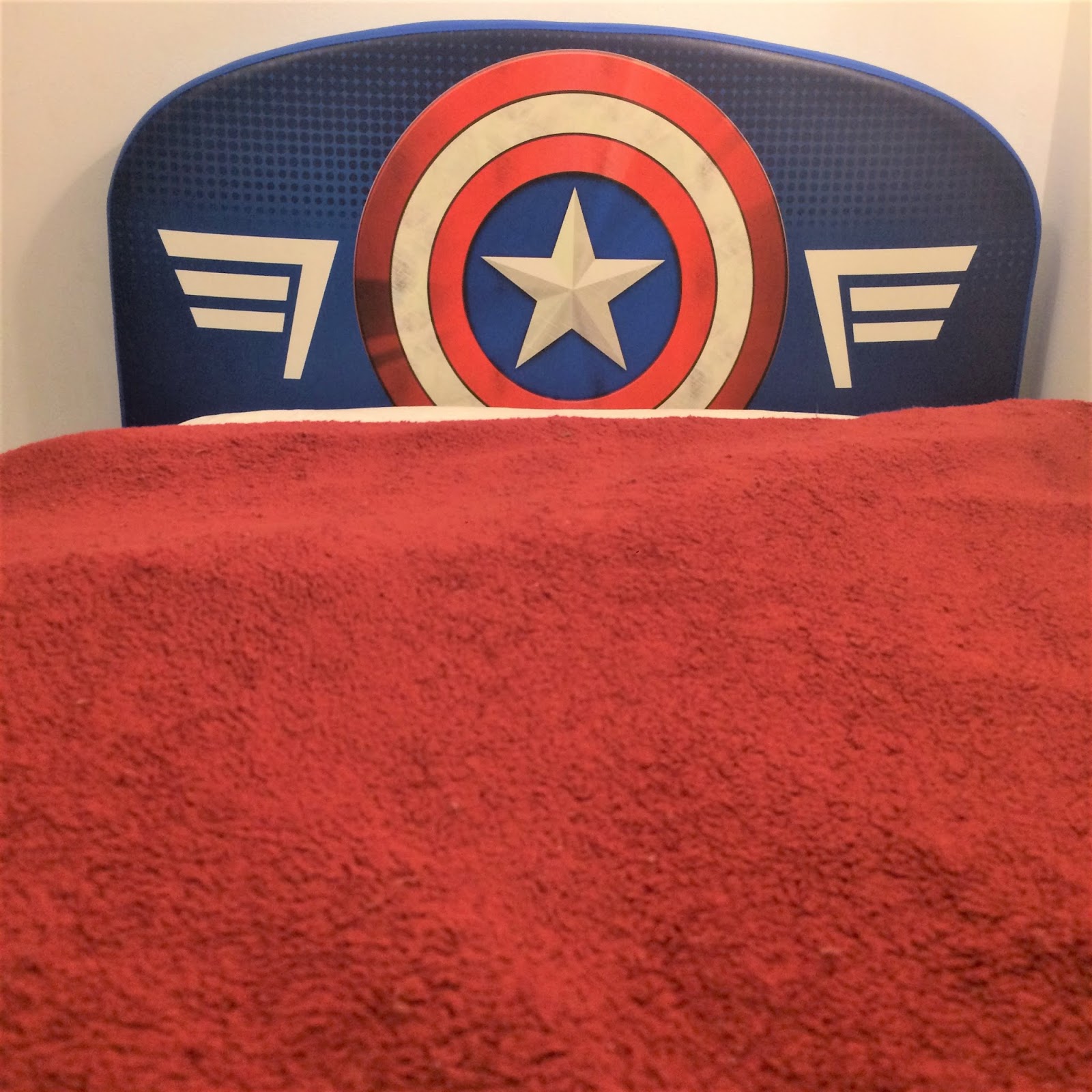 Marvel Avengers Twin Bed from Delta - Lizzandco_
