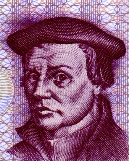 M and M: Curiosidades