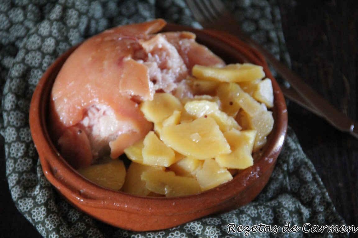 Codillo de cerdo o lacon en crockpot