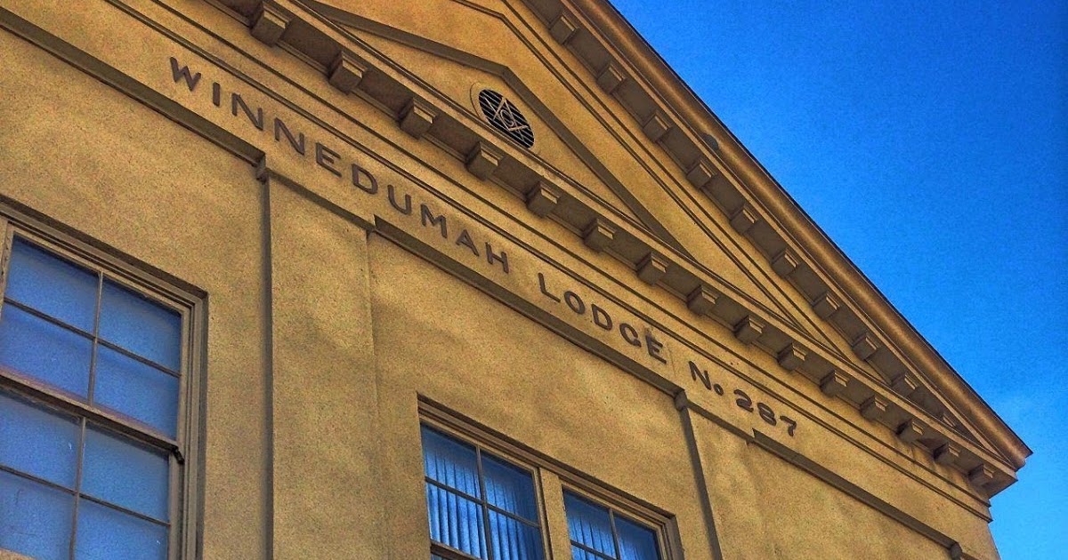 The Midnight Freemasons: A Chance Encounter