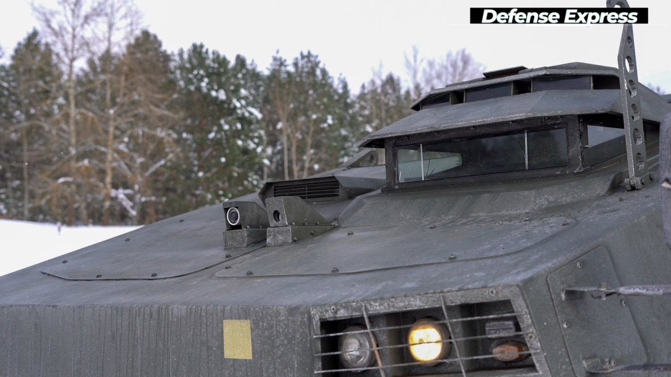 The Dead District: Ukrainian new Otaman-3 APC and modernised BTR-60M in ...