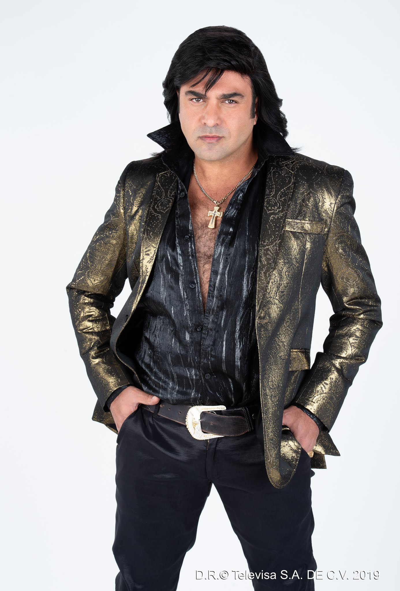 Nosotros los Guapos: conoce los personajes