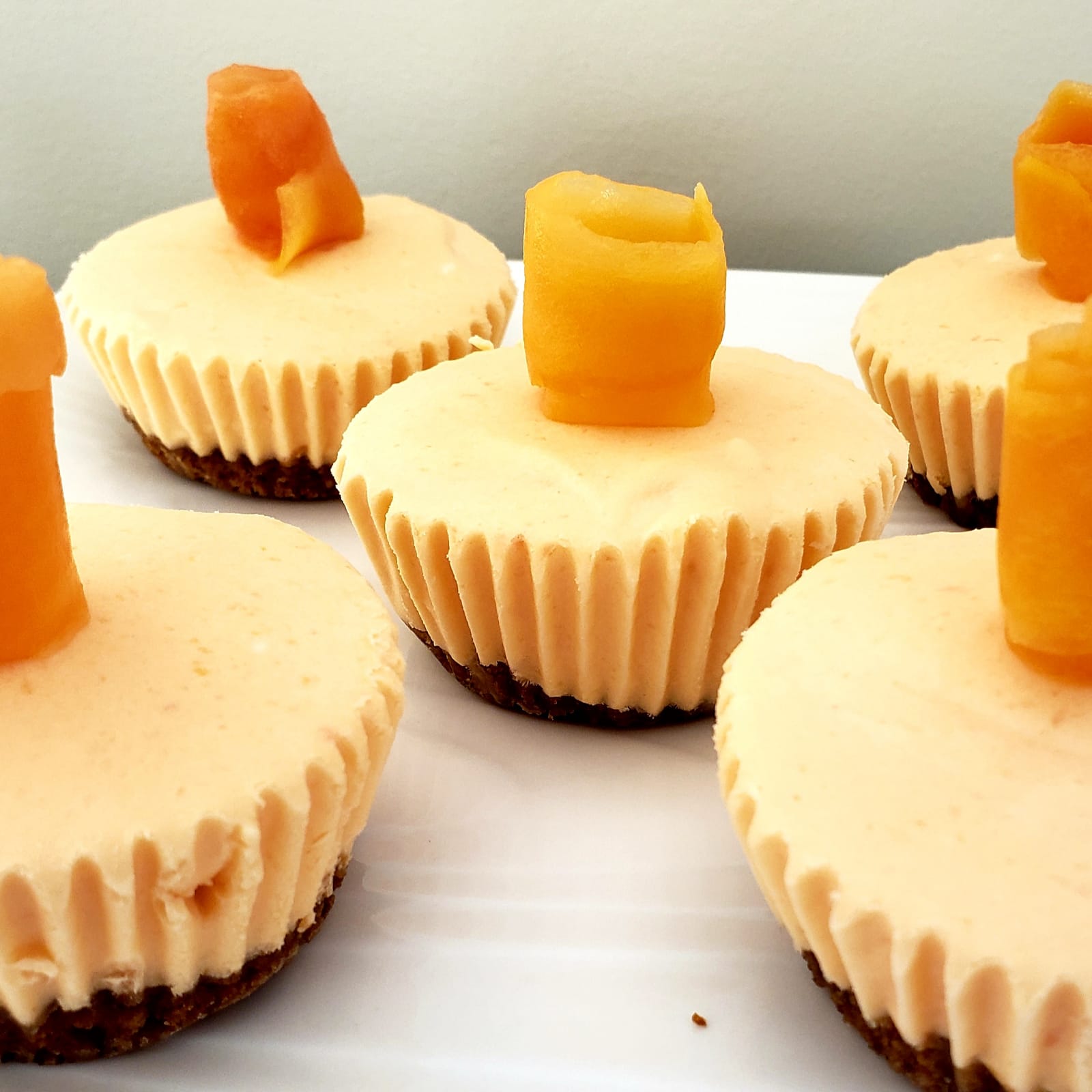 No-Bake Mini Papaya Cheesecakes