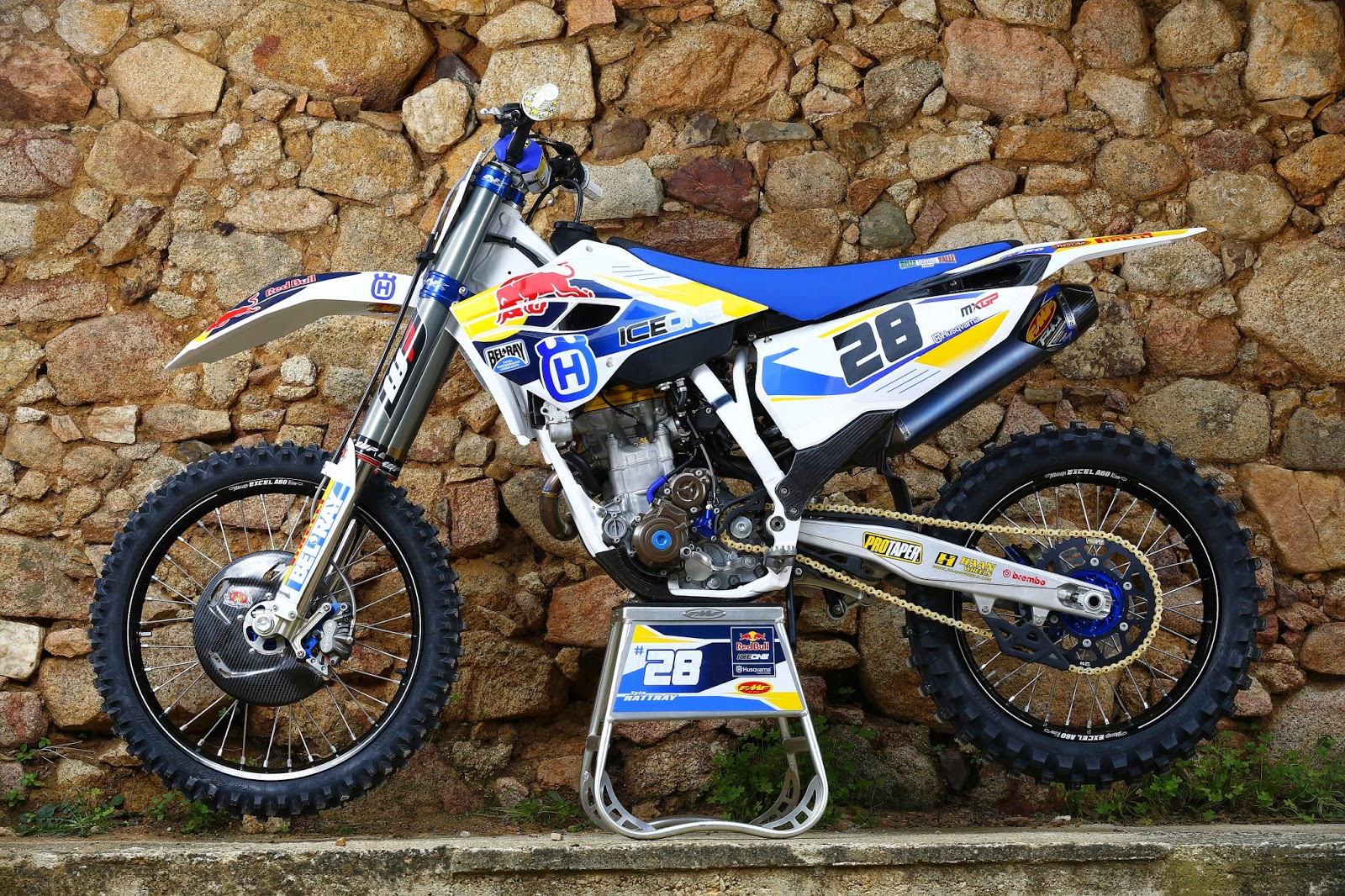 Racing Cafè: Husqvarna FC 450 Team Red Bull IceOne Husqvarna Factory ...