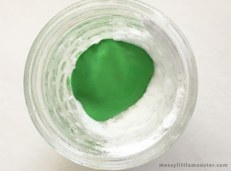 Fizzy Paint Apple Craft - Messy Little Monster