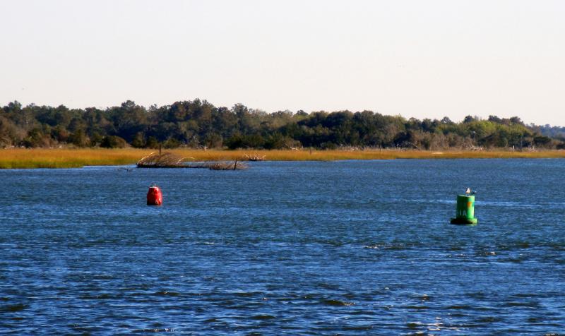 Cruising the ICW with Bob423: Harbour Village - at a dock