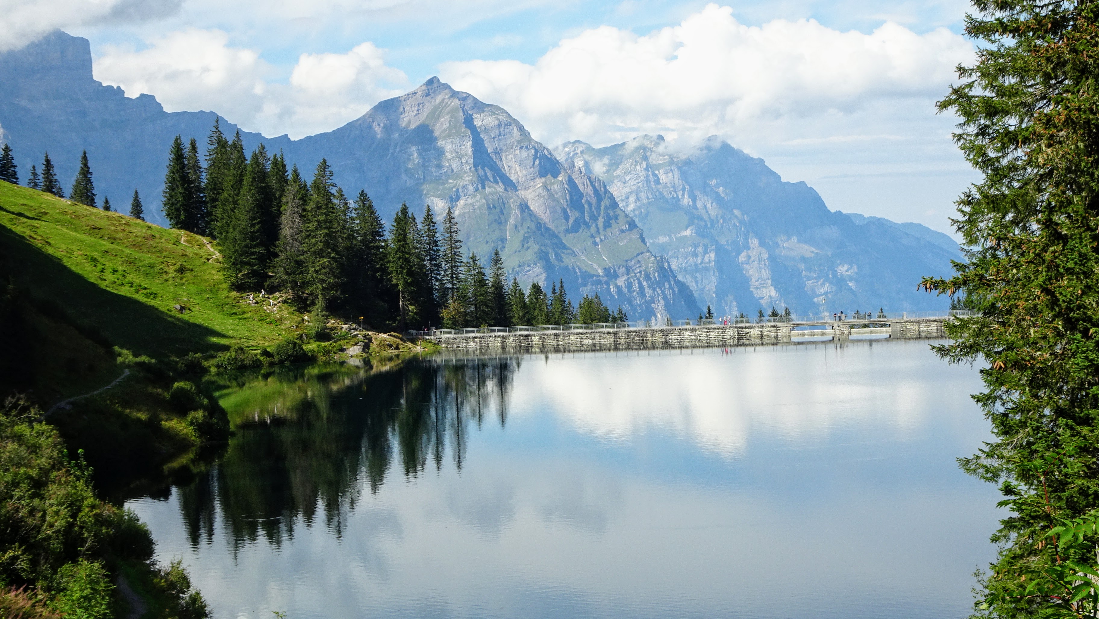 Mettmenalp – Stausee Garichti – Leglerhütte SAC (GL) – Wandern mit Freunden