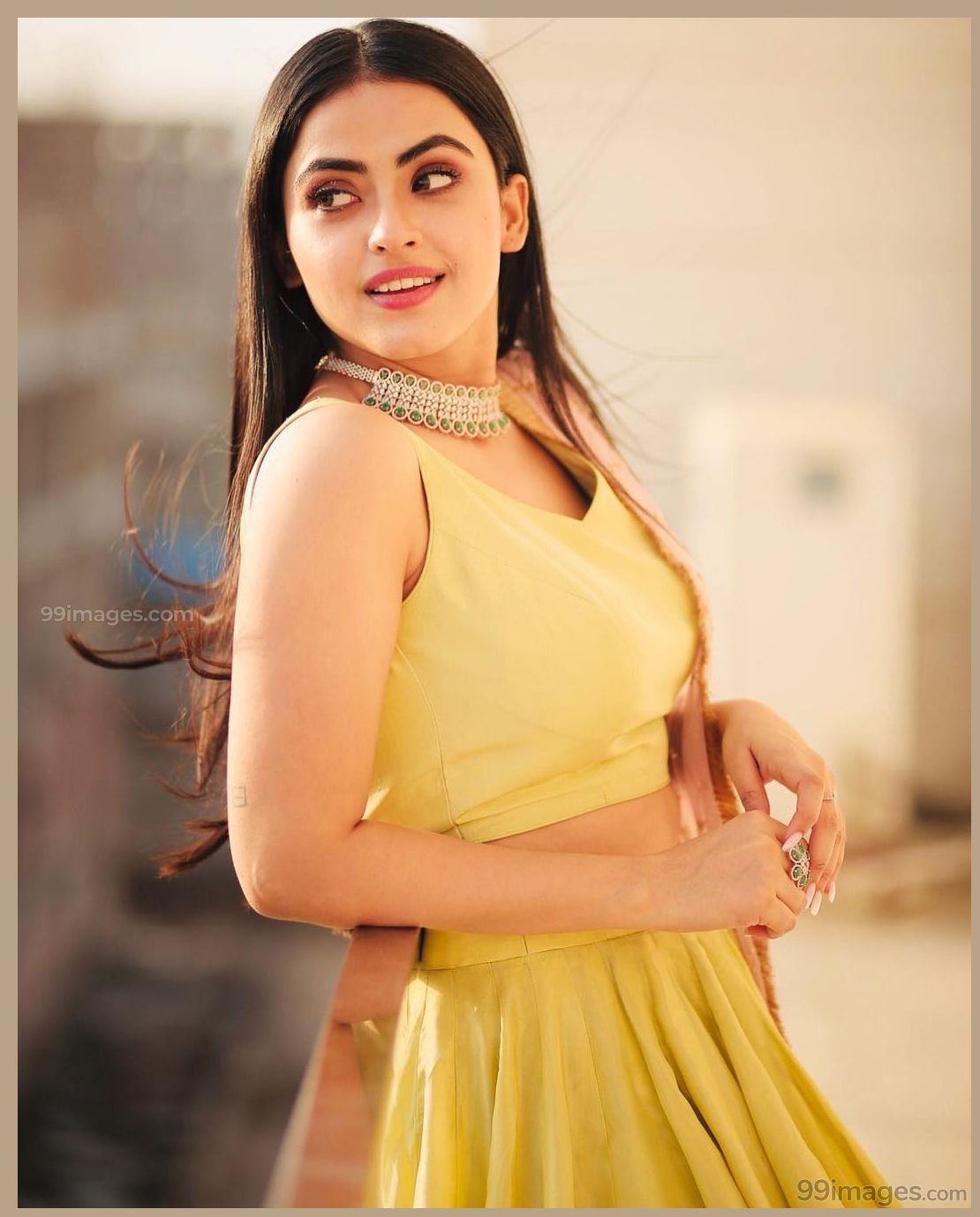 Simi Chahal Beautiful HD Wallpapers and Photogallery - Movie Galleries ...