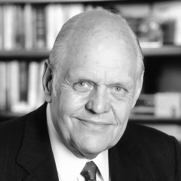 Efemerides de Tecnologia: 20 de febrero (1926) nace Kenneth Olsen ...