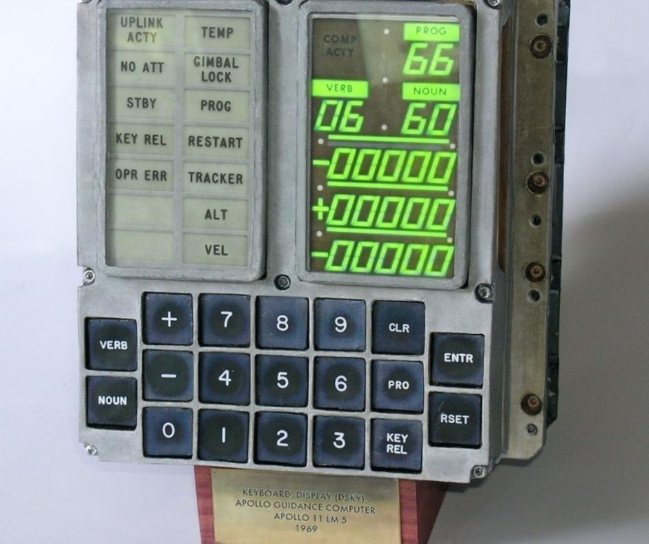 How did the Apollo 11 Computer work?