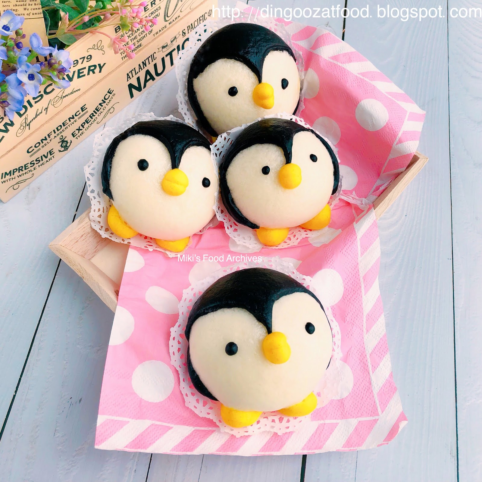 Miki's Food Archives : Penguin Custard Steamed Bun 企鹅造型卡士达包