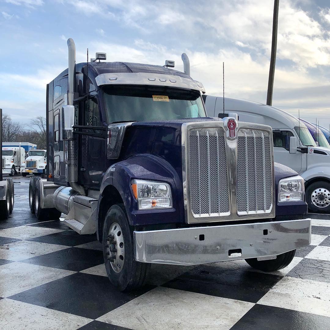 DIECIOCHO RUEDAS: KENWORTH W990… EL NUEVO ÍCONO ENTRE LOS CLÁSICOS… UN ...