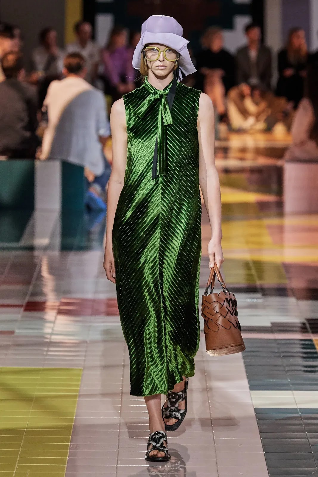Prada Spring 2020 Ready-to-Wear Collection | Cool Chic Style Fashion