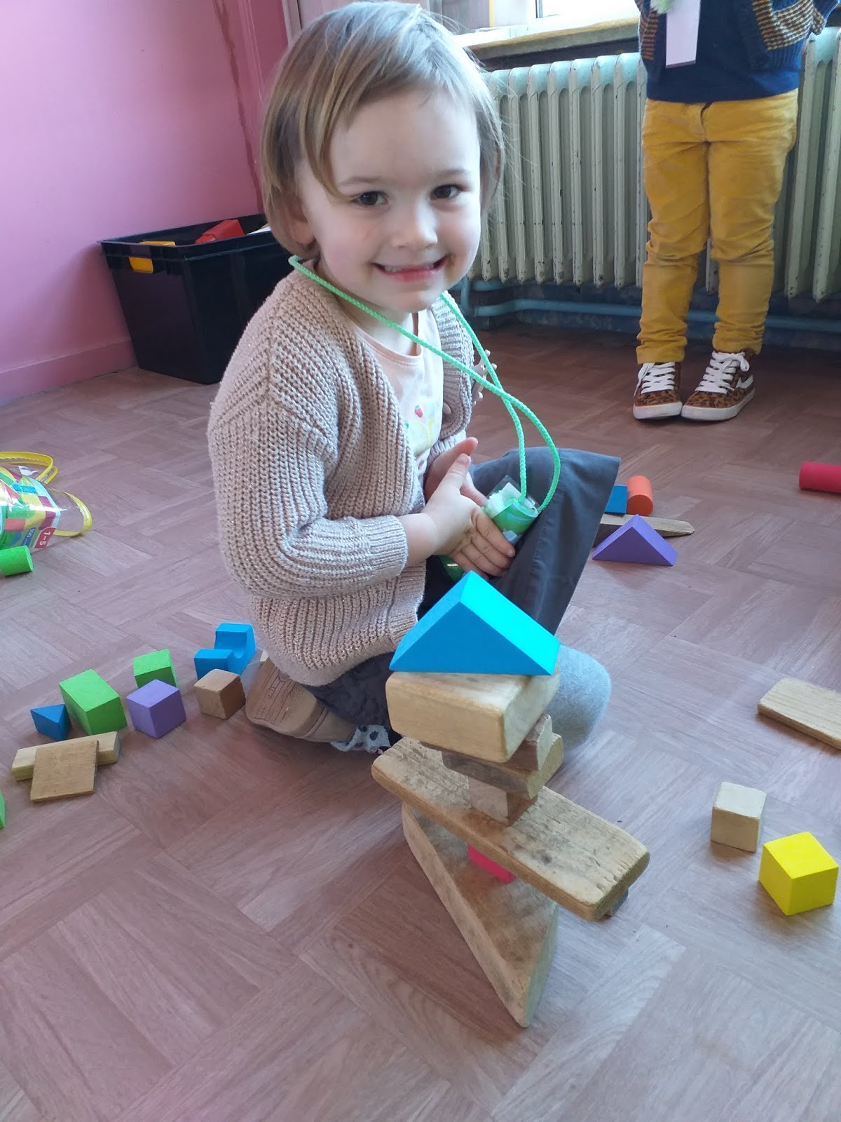 Klasblog K1 GVB Egem: Thema 'vormen' deel 2 + bewegingsomloop in de turnles