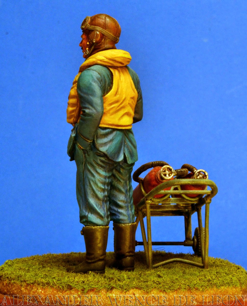 RAF Pilot | planetFigure | Miniatures