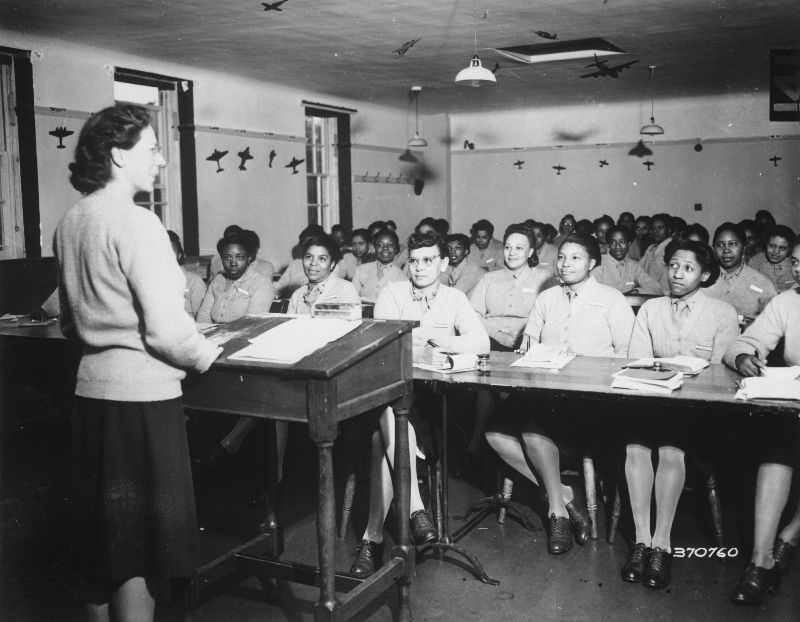 Amazing Photos of African American Women at Work During World War II ...