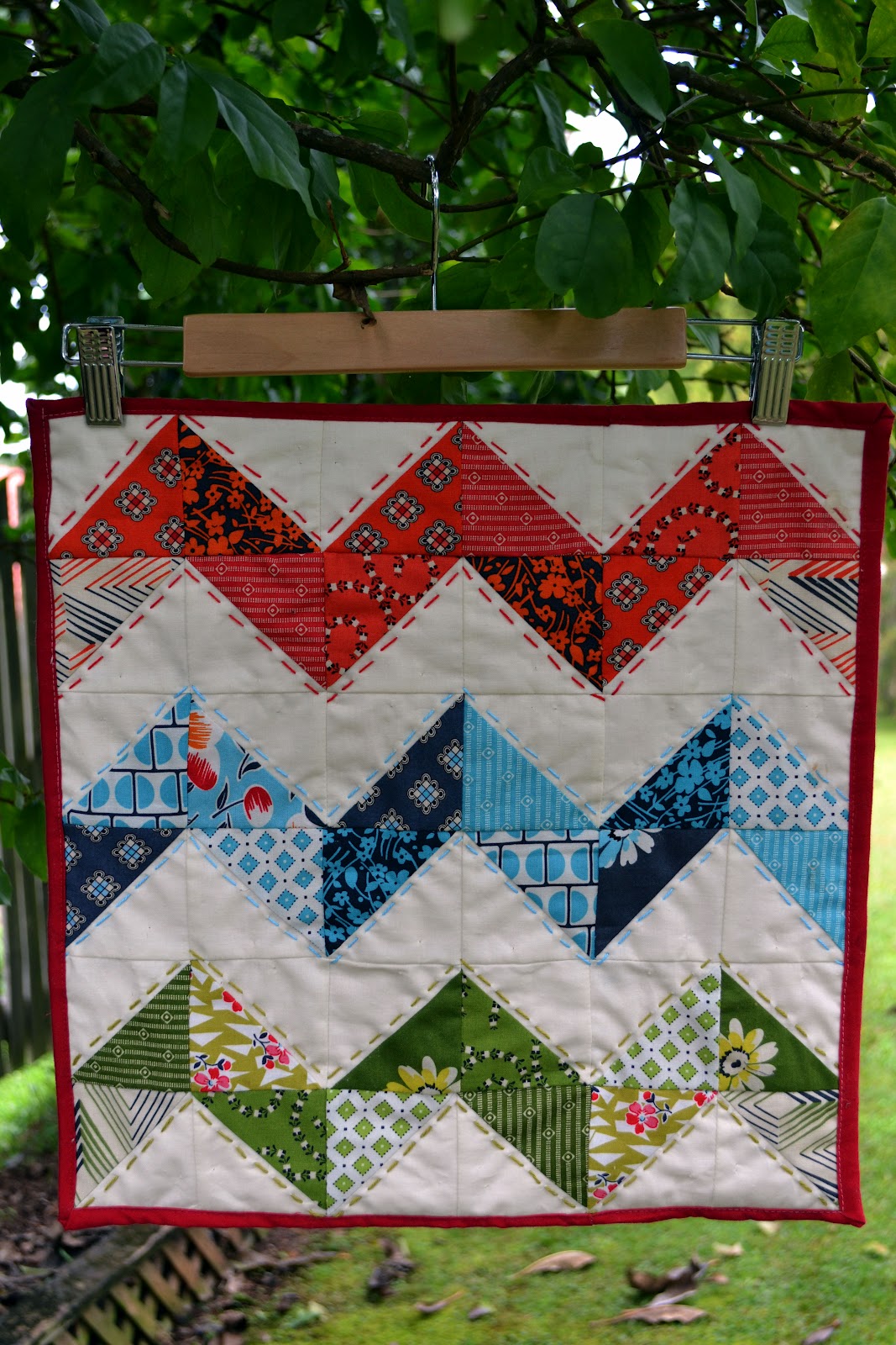 FairyFace Designs: {Sew} Get Started: HST Mini Quilt tutorial
