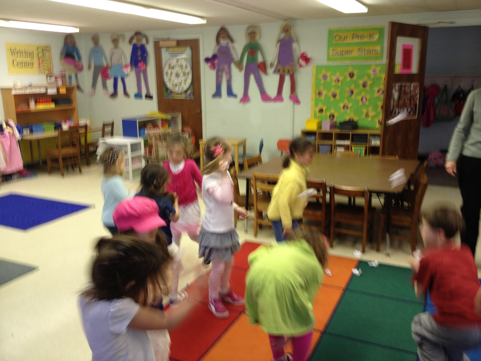 Mrs. Goff's Pre-K Tales: A Sight Word Snowball Fight