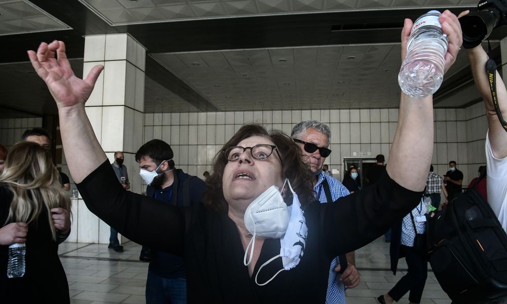 ΠΡΕΖΑ TV ©: Χρυσή Αυγή - Η Ιστορική δίκη - Φωτογραφίες και videos από ...