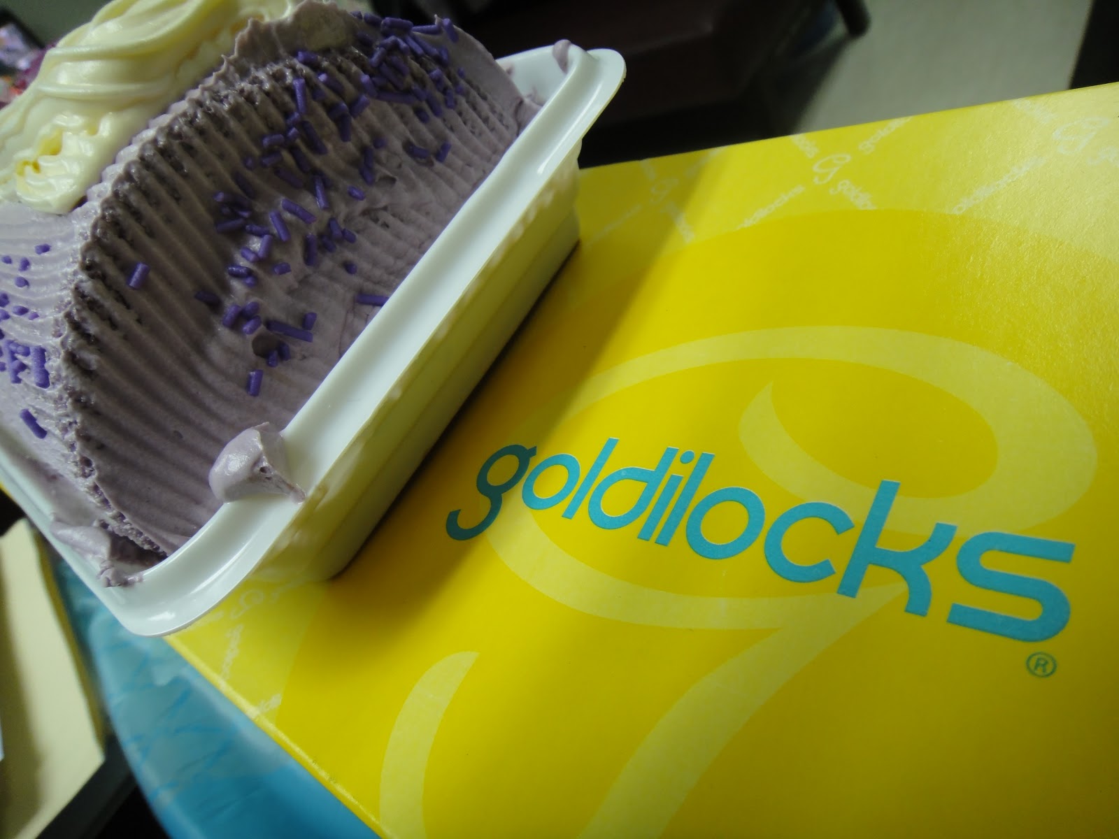 Scattered Musings: Goldilocks Ube Macapuno Roll