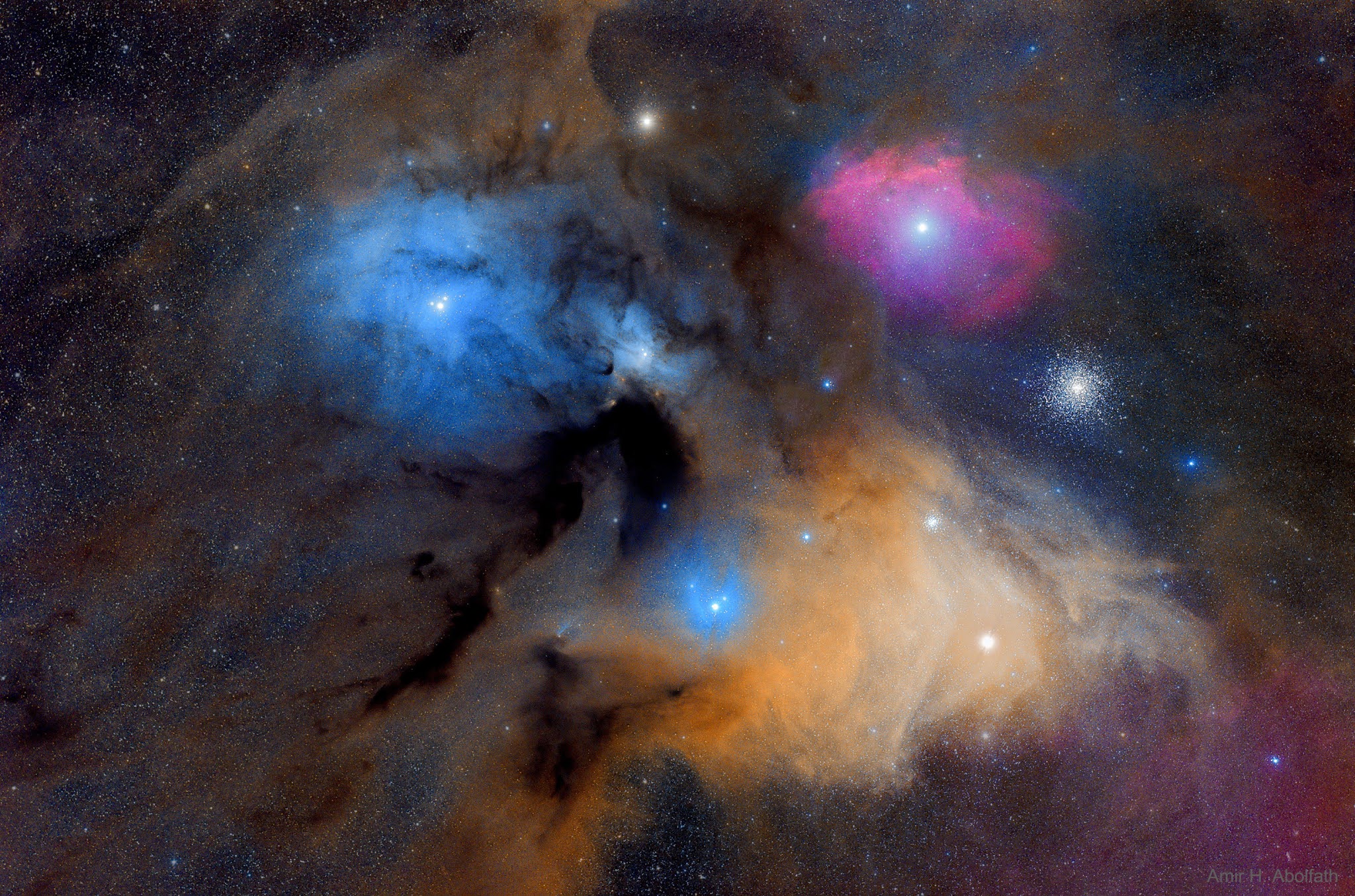Awan Penuh Warna Rho Ophiuchi - APOD Indonesia