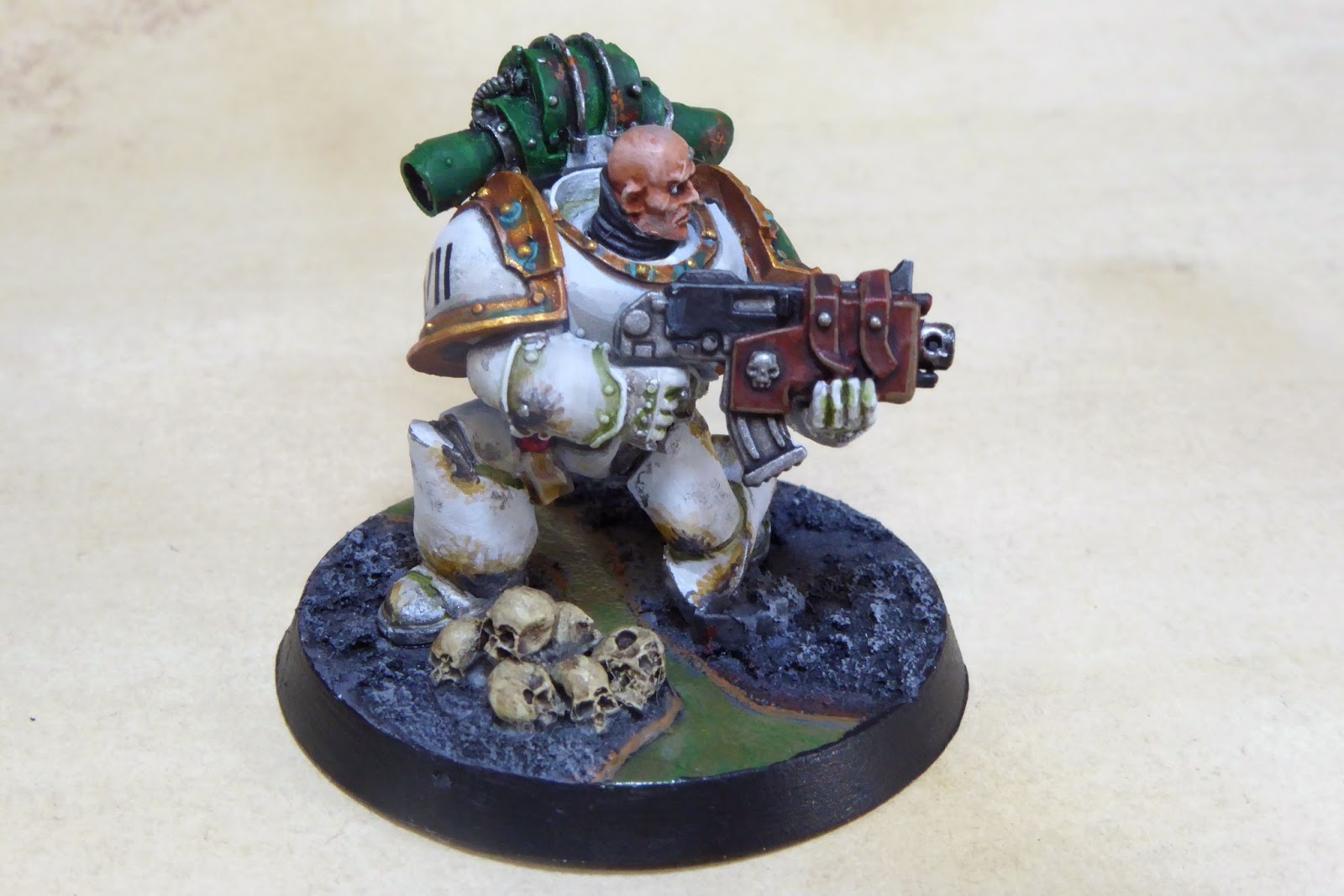 Old School Gaming: 30K Painting Competition: Death Guard Marine TO-DONE!