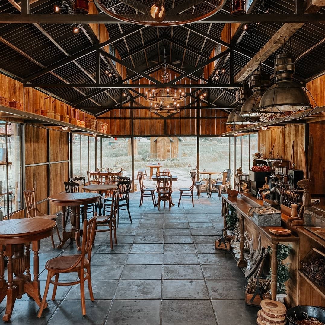 Rustic Market Cafe Trawas Mojokerto Harga Menu, Fasilitas & Lokasi